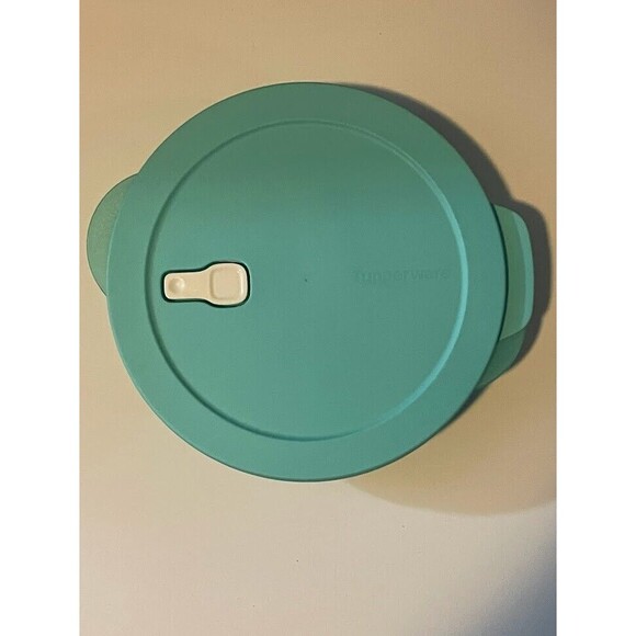 Tupperware | Kitchen | Tupperware Crystalwave Plus Large Round Divided ...